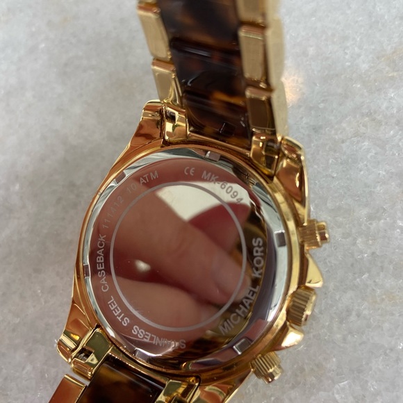Michael Kors | Accessories | Michael Kors Mk694 Womens Watch Gold And ...